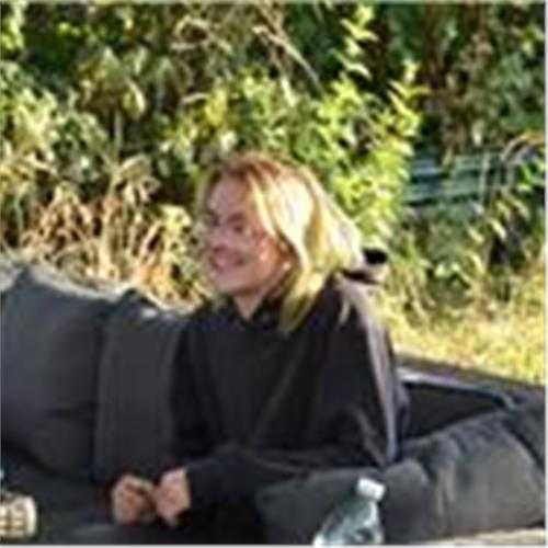 Ich Bin Mika, 19 Jahre Alt Und Gebe Gerne Nachhilfe In Englisch Im ...