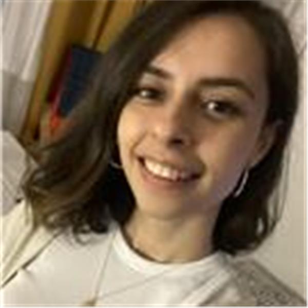 Selin Yesillik Taskin | Kadiköy (Istanbul)'de Türkçe öğretmen