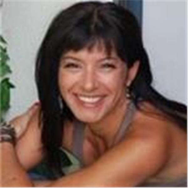 Carla Faria | Letuelezioni.it