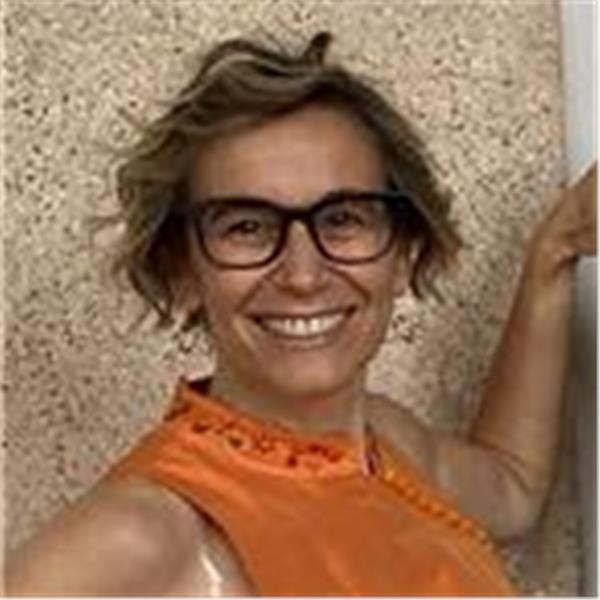 Professoressa Di Matematica Di Ruolo In Un Liceo Scientifico, Con ...