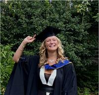 Emily Doris | Letuelezioni.it