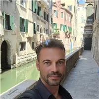 Julian W. | Französischlehrer in Hüblingen