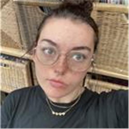 French Teacher All Levels / Professeur De Français Tous Niveaux. Lola