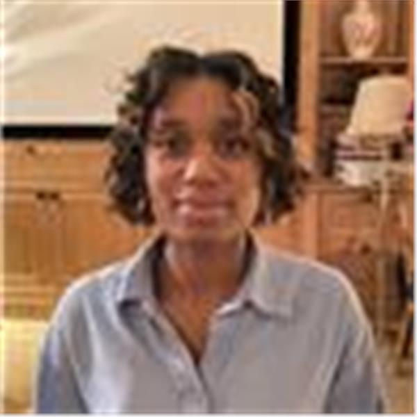 Nia James | Cooking tutor in London