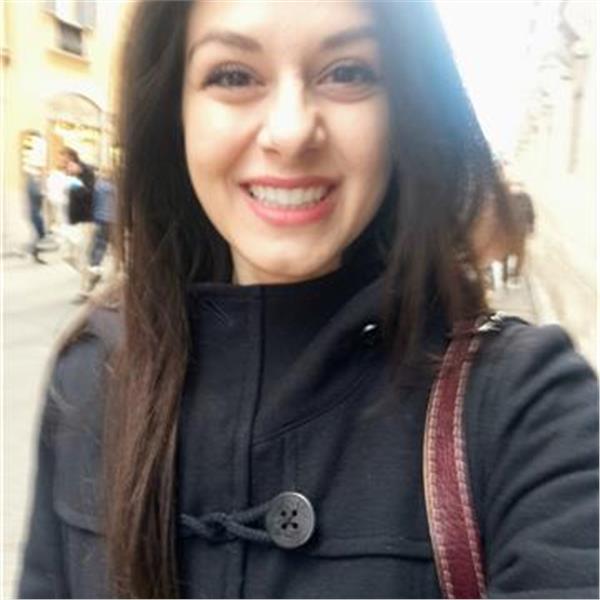 Valentina | Insegnante privato on-line Valentina | Insegnante privato on-line