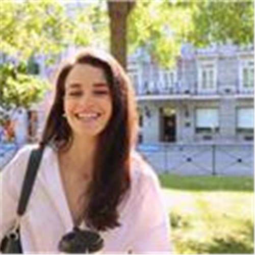 Soy Francesa Me Llamo Alexandra Tengo 24 Años Y Doy Clases De Frances A ...