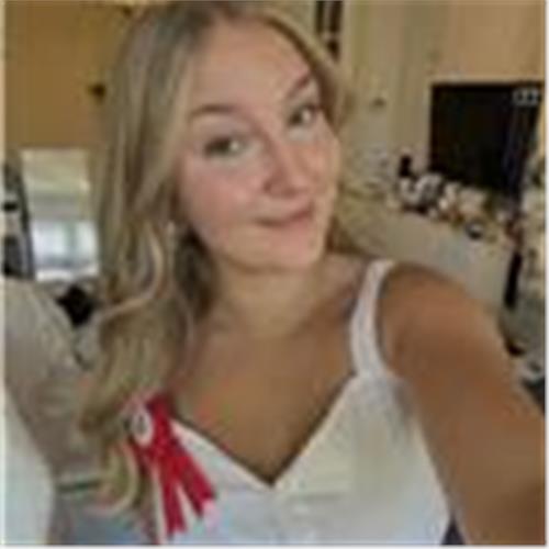 Abiturientin Mit Leistungsfach Biologie. Unterrichtet Biologie in Berlin