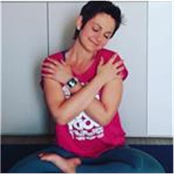 Simona | Insegnante privato di Yoga on-line