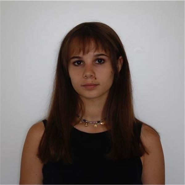 Ragazza Diplomata Al Liceo Linguistico Offre Servizio Di Aiuto Compiti ... Ragazza Diplomata Al Liceo Linguistico Offre Servizio Di Aiuto Compiti ...