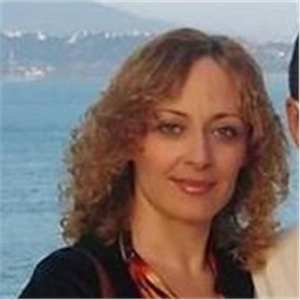Laura Amoroso | Letuelezioni.it