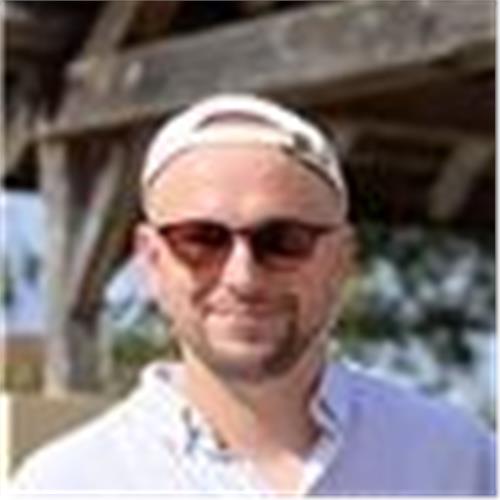 Professeur De Guitare Avec Ou Sans Théorie Musicale. Valentin