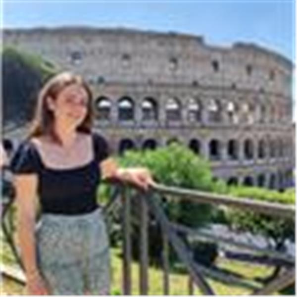 Giulia Brambilla | Letuelezioni.it