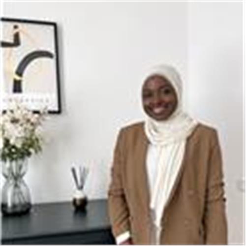 Ganiyat Adeoye | Nachhilfeunterricht.de
