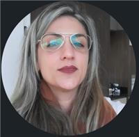 Michele Torres | Professor de Inglês em Criciúma