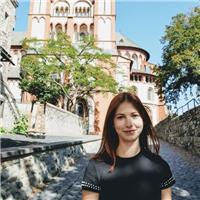 Online-Französischkurse Mit Privatem Lehrer Sarah. Unterrichtet ...