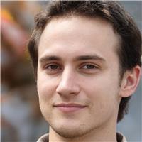 Benjamin | Deutschlehrer in Erftstadt