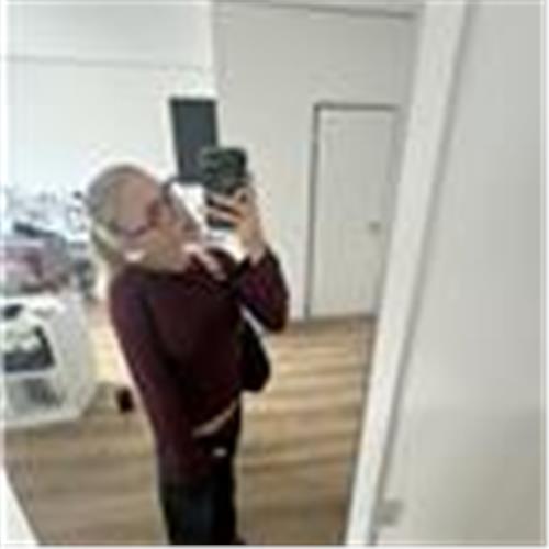 Biologie-Tutorin Für Kinder Aller Altersgruppe Und Klassenstufen. Enny