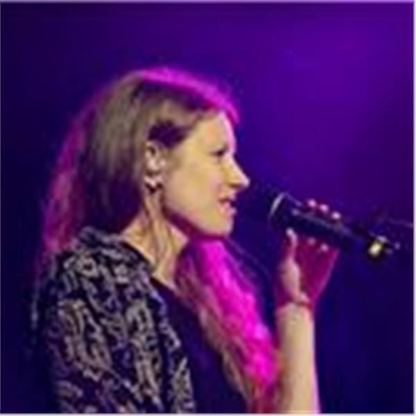 Anna Polinari | Letuelezioni.it
