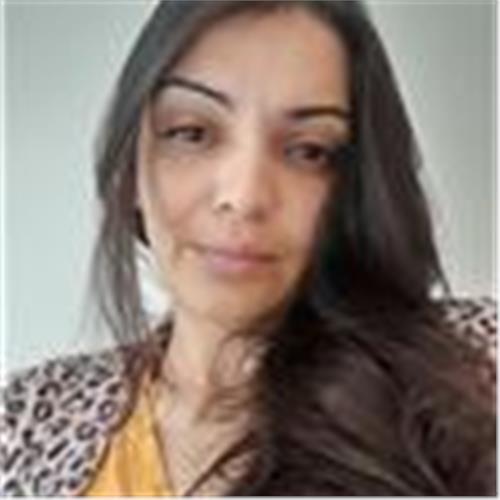 Professora Da Artes E Música, Crianças Jovens E Adultos. Walérya ...