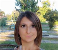 Laureata In Management Impartisce Lezioni Di Matematica On Line. Elisa