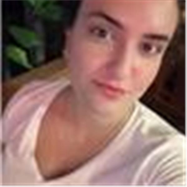 Ecem Konusan | Adana sehri'de Ingilizce öğretmen