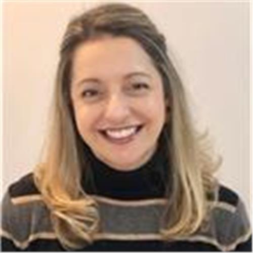 Professora De Inglês, Português E Espanhol Com Doutorado Na Usp ...