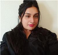 Online English Teacher. Expand Your Knowledge With Me. Warda