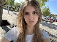 Einser Schülerin Mit Großeminteresse In Literatur Und Der Deutschen Sprache