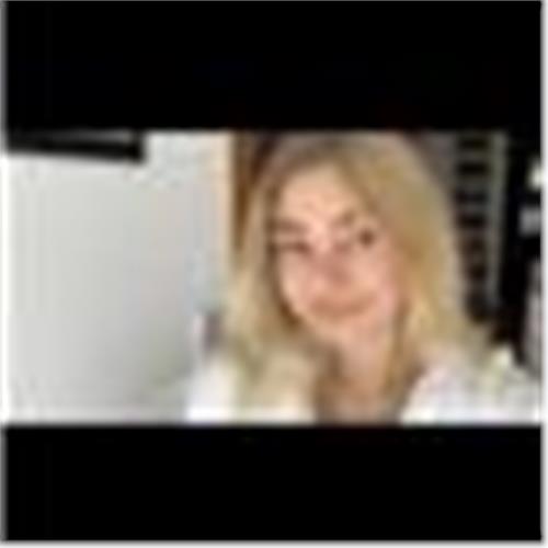 Freundliche Studentin Hilft Gerne Beim Englisch Lernen. Jessica