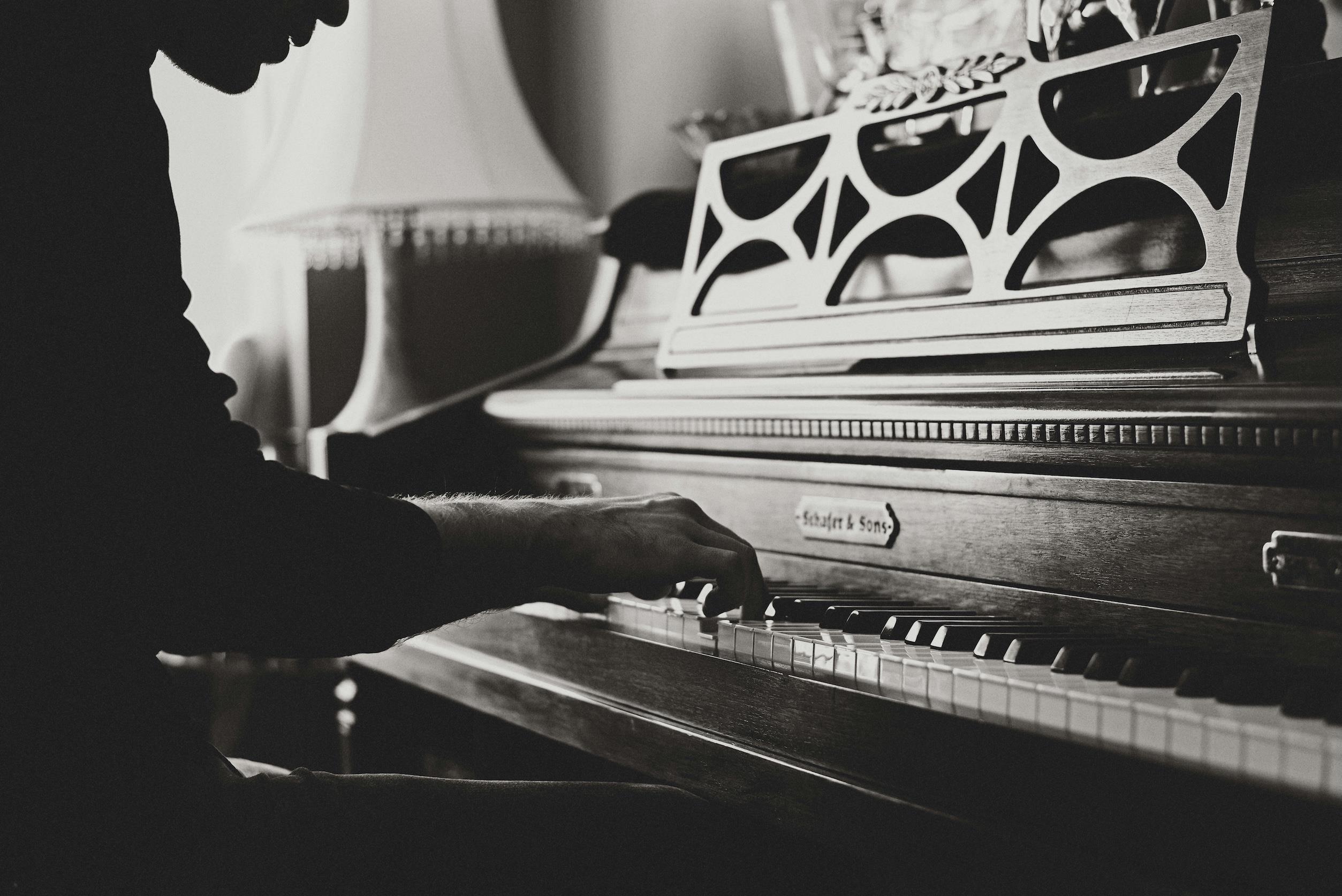 Aprende A Tocar El Piano Desde El Comienzo Con Armonía