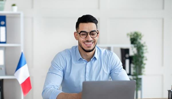 How to Become a French Tutor Online: A Step-by-Step Guide