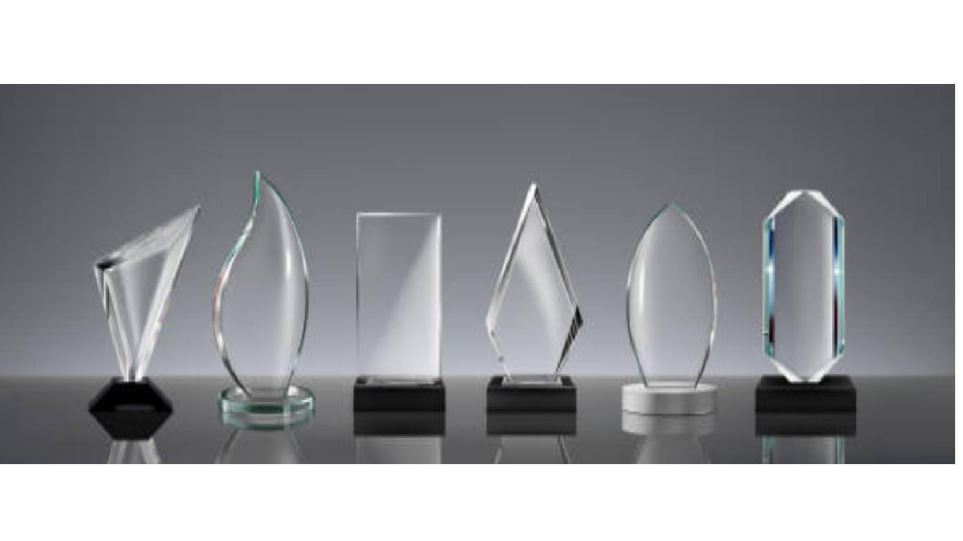 ¿Cuáles son los tipos de prisma y en qué consiste cada uno?